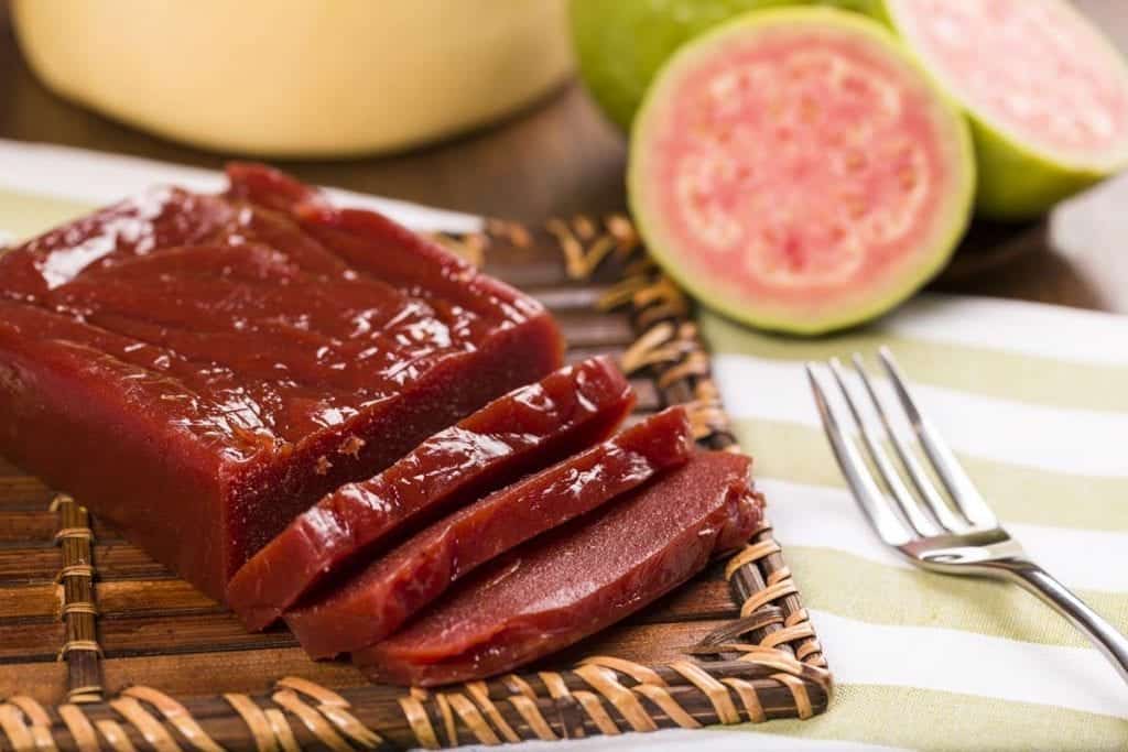 Dulce de Guayaba en Barra Receta. Cómo hacer Conserva de Guayaba