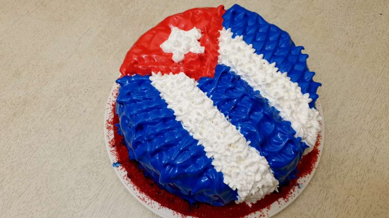 Cake Cubano . Te muestro Cómo Hacerlo muy Fácil!!