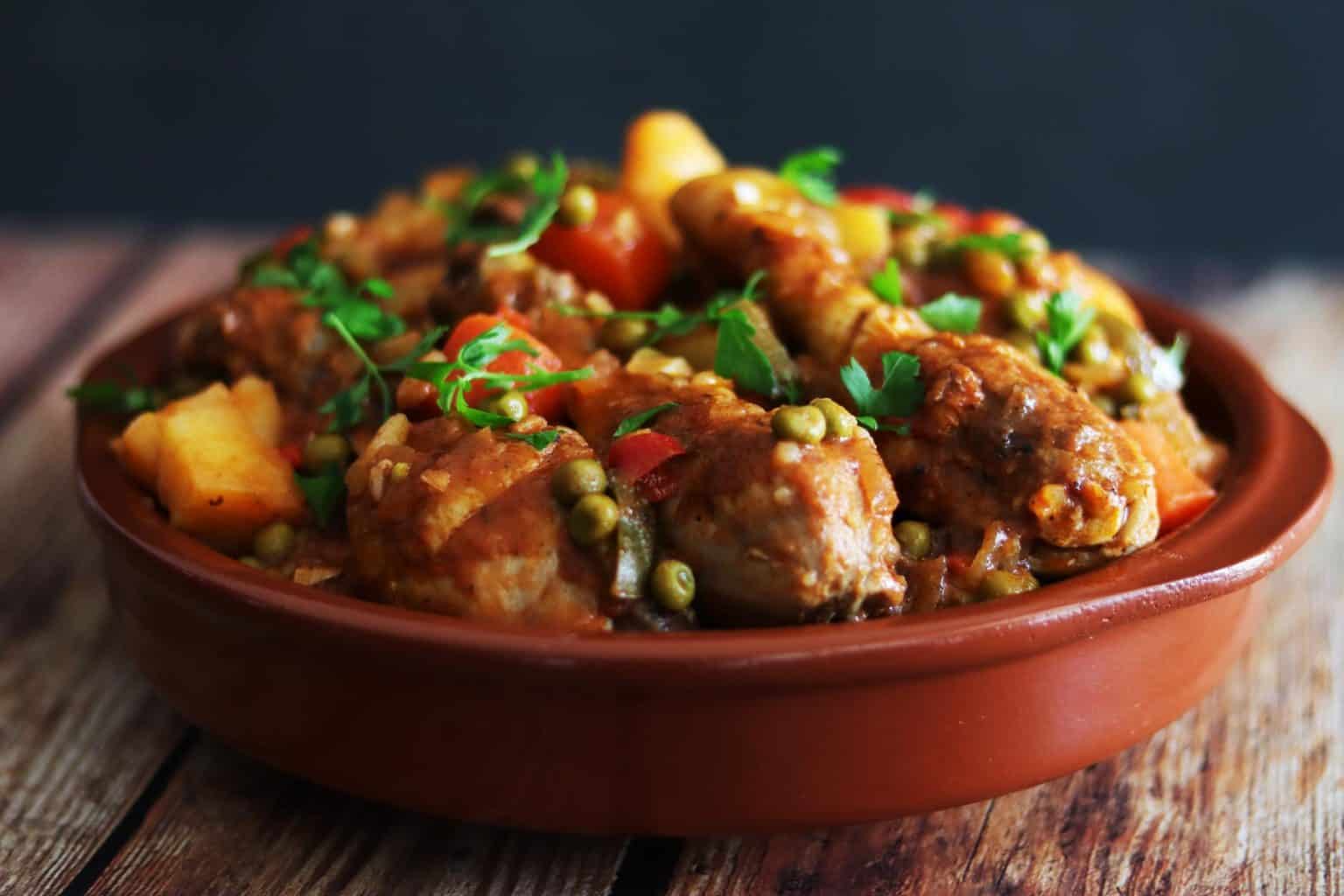 Fricasé de Pollo Cubano: Mira que Fácil se Hace esta Receta