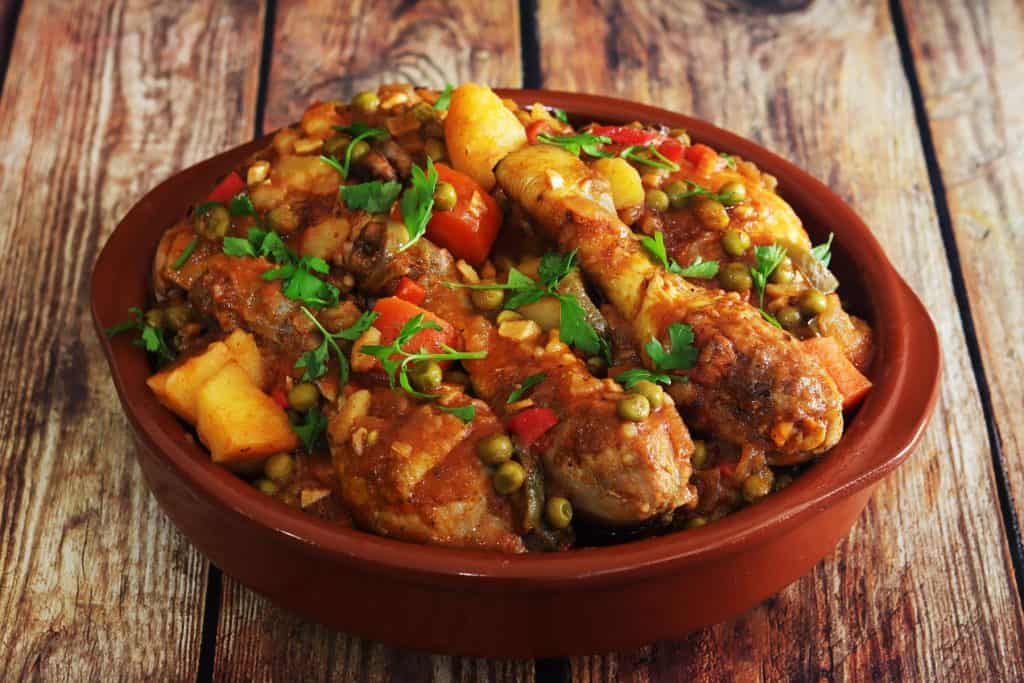 Fricasé de Pollo Cubano: Mira que Fácil se Hace esta Receta