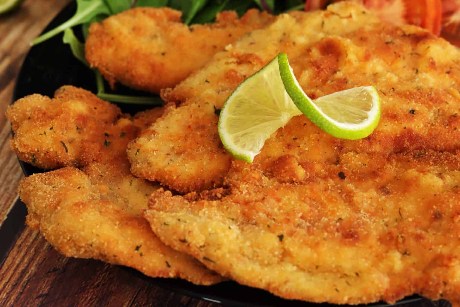 Milanesa de Pollo Crujiente: Receta Fácil y Deliciosa
